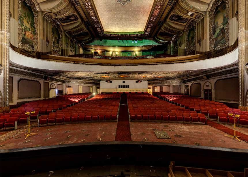 Warner Grand Theatre, Milwaukee.